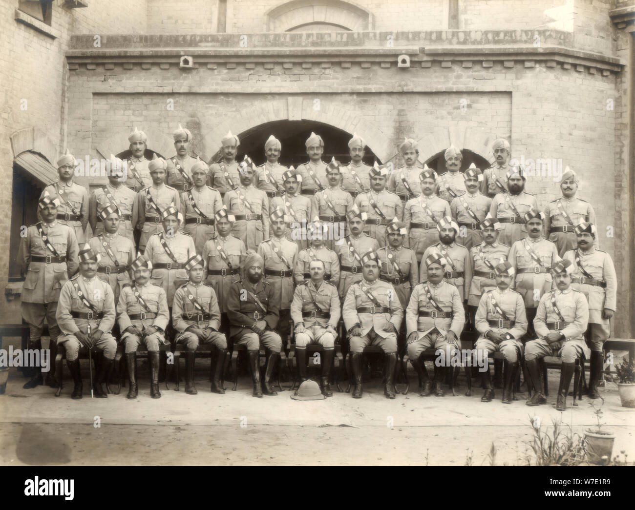 British officers india 1930s hi-res stock photography and images - Alamy