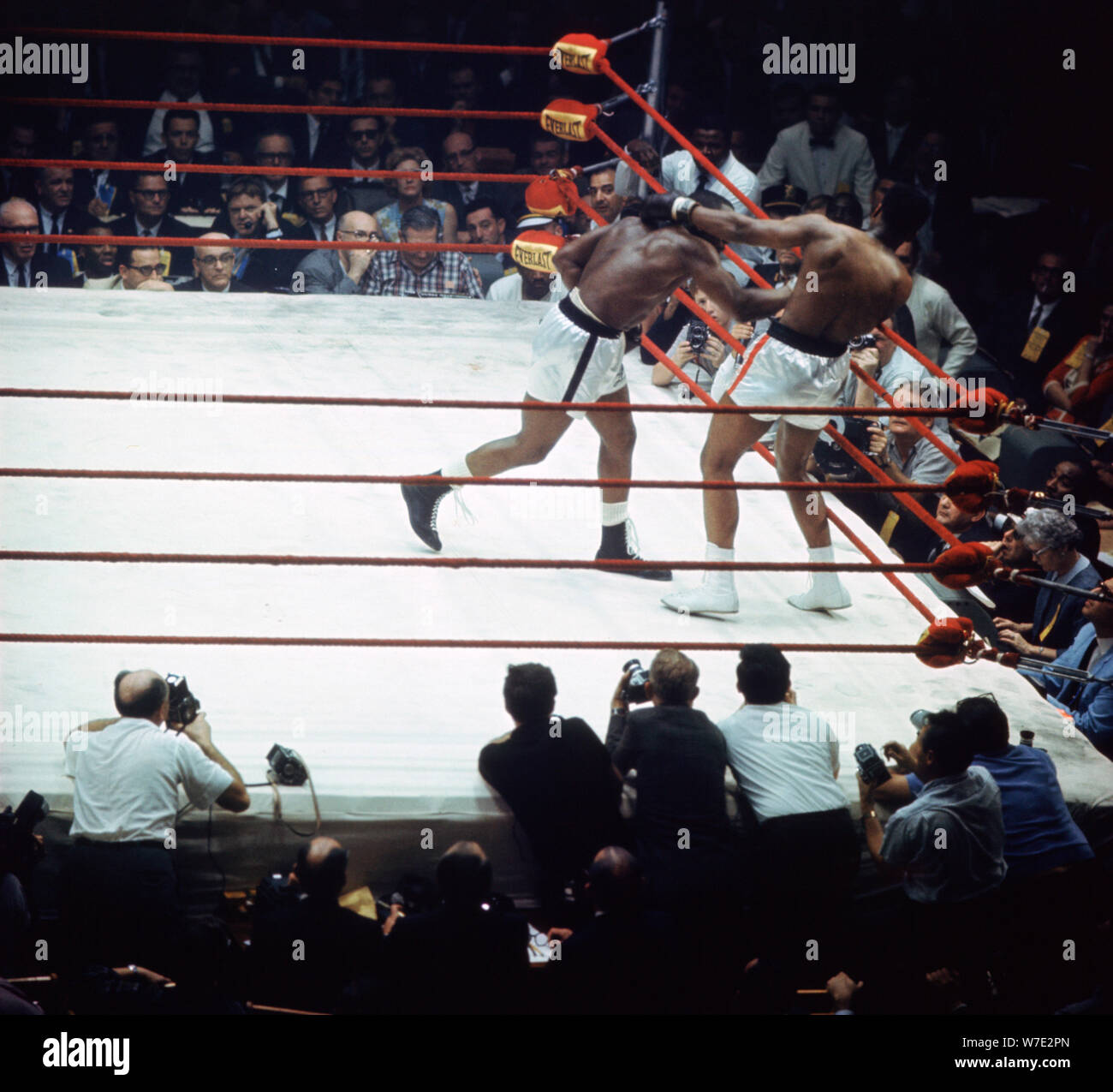 Muhammad Ali Vs Sonny Liston Color