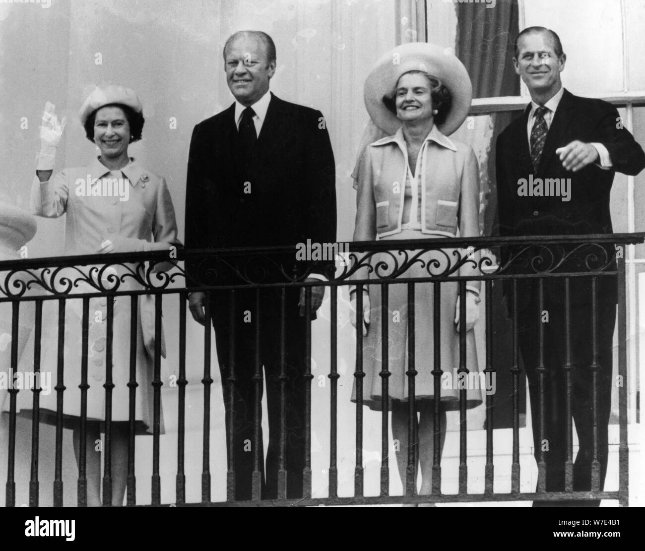 President gerald ford queen elizabeth Black and White Stock Photos ...