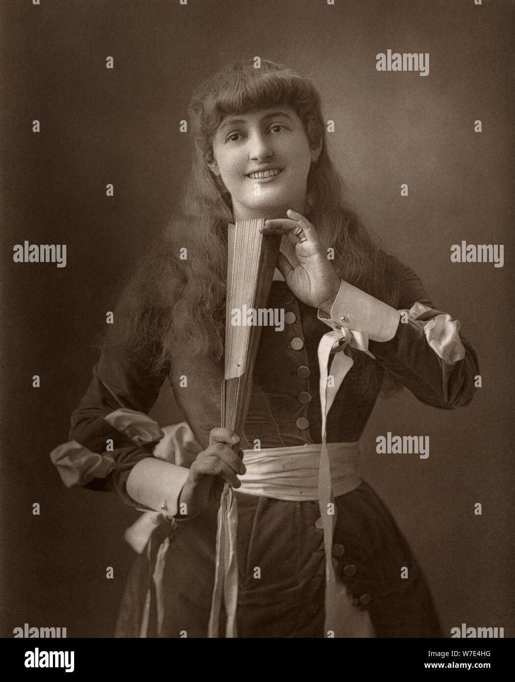 Alice costume hi-res stock photography and images - Alamy