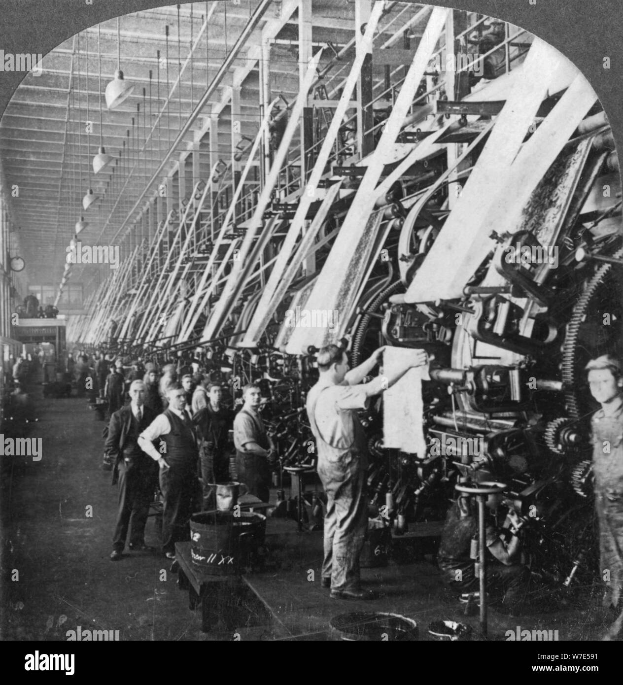 Textile Workers 1900s Stock Photos & Textile Workers 1900s Stock Images ...
