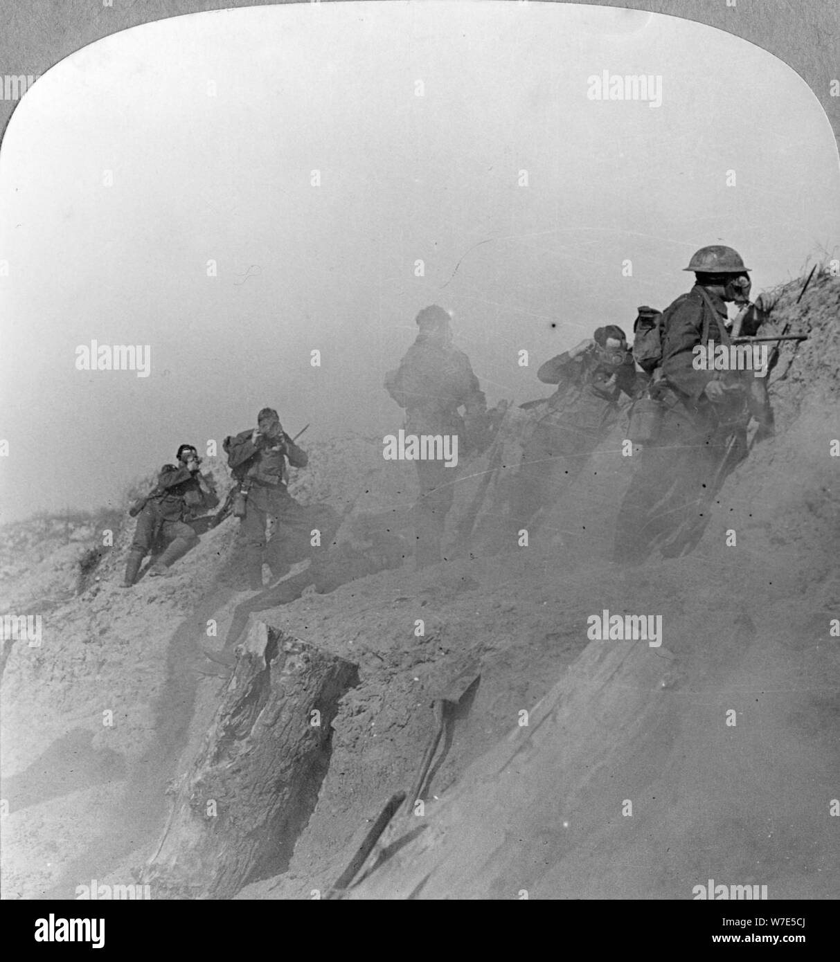 First world war trench gas Black and White Stock Photos & Images - Alamy