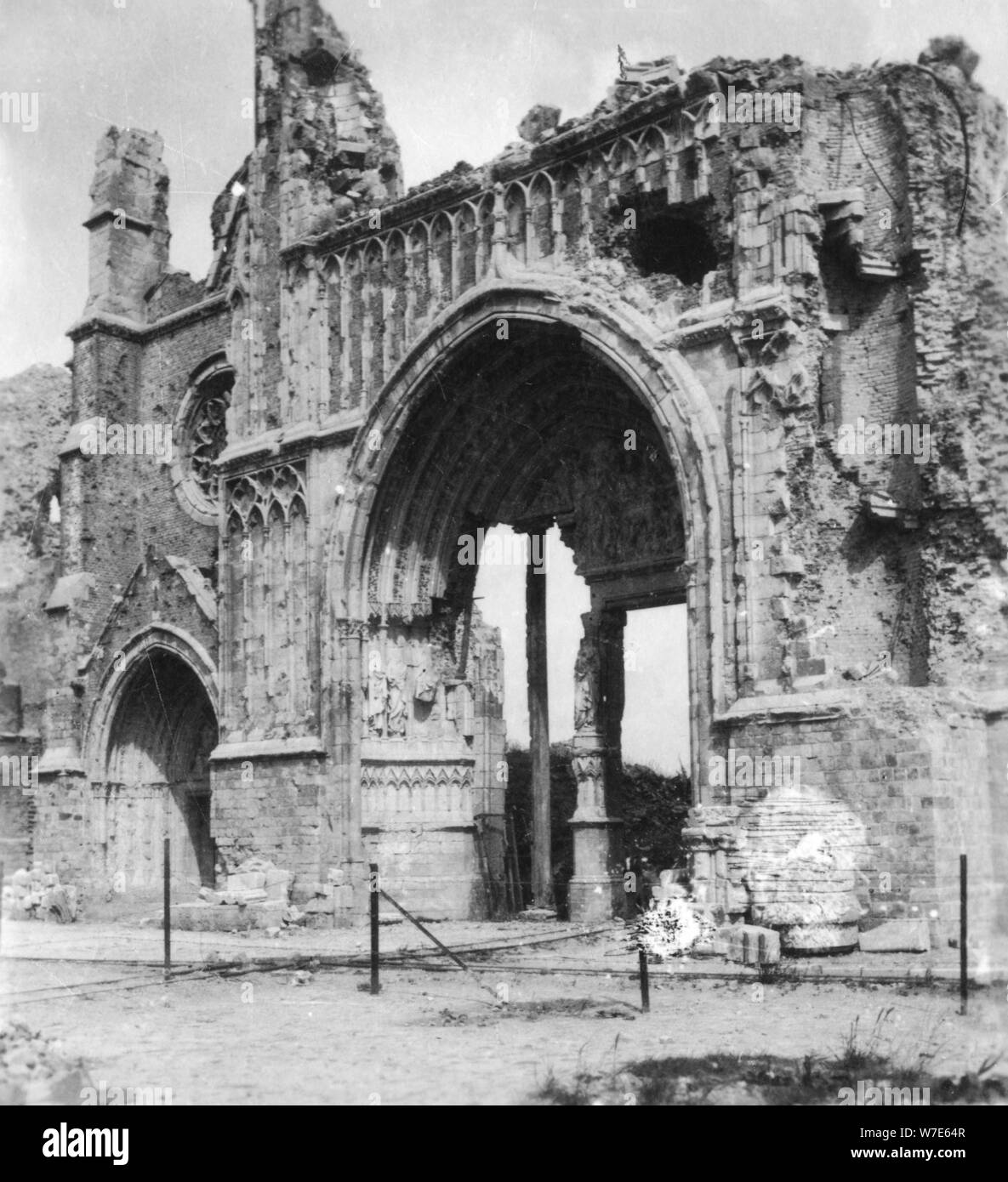Belgian war ruins hi-res stock photography and images - Alamy