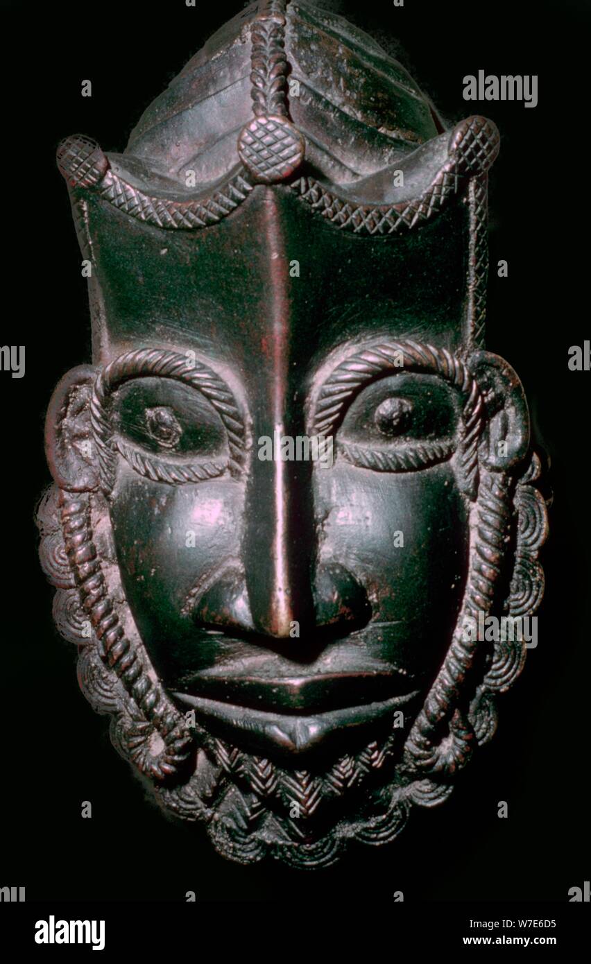 Benin bronze british museum hi-res stock photography and images - Alamy