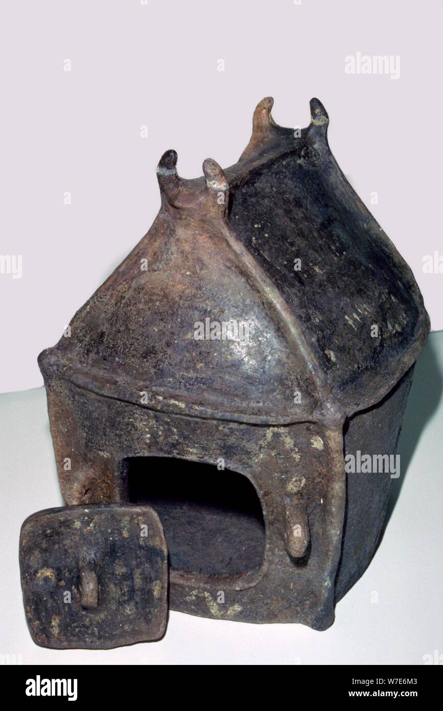 Villanovan culture hi-res stock photography and images - Alamy