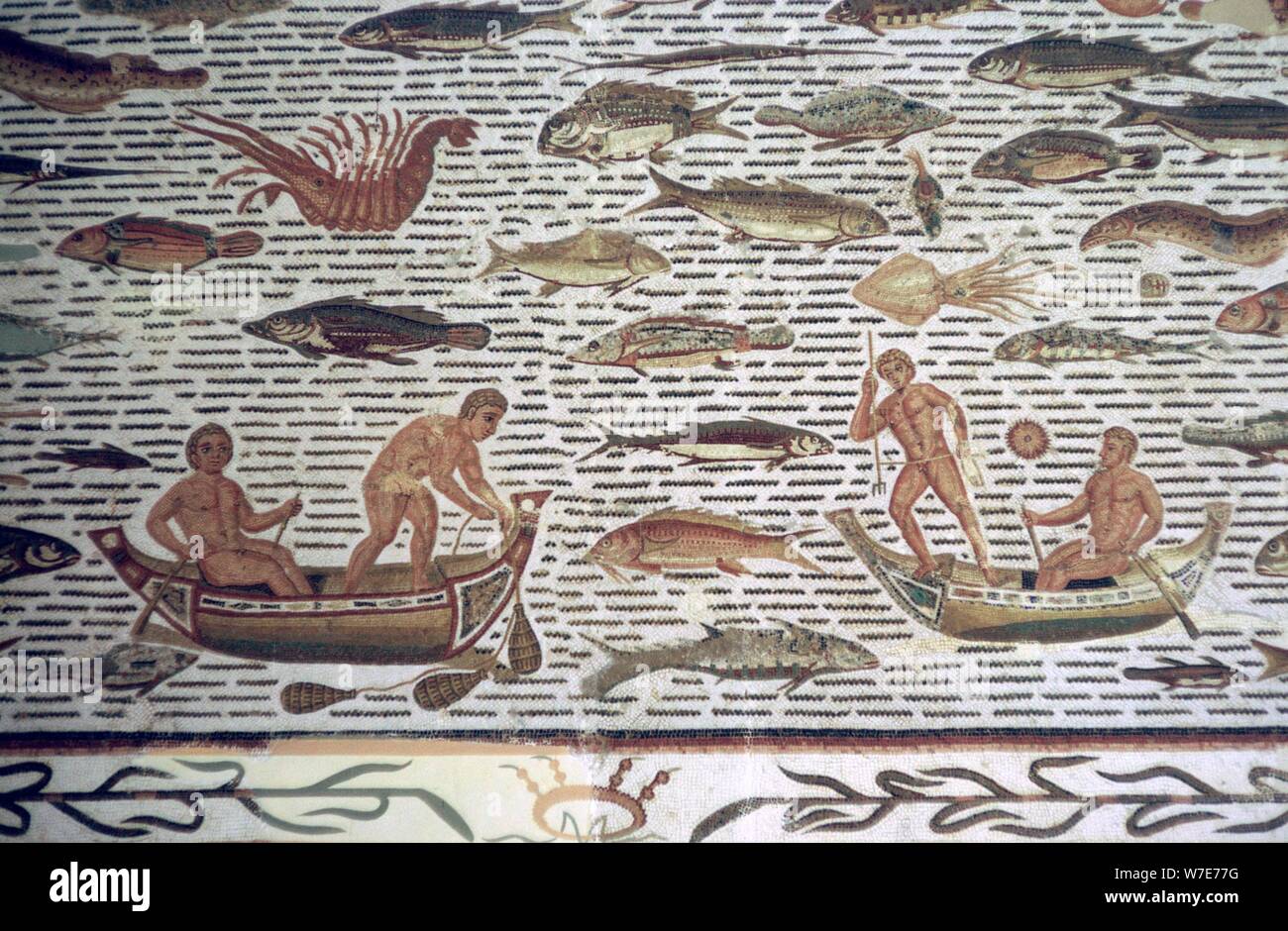Roman mosaic fish hi-res stock photography and images - Alamy
