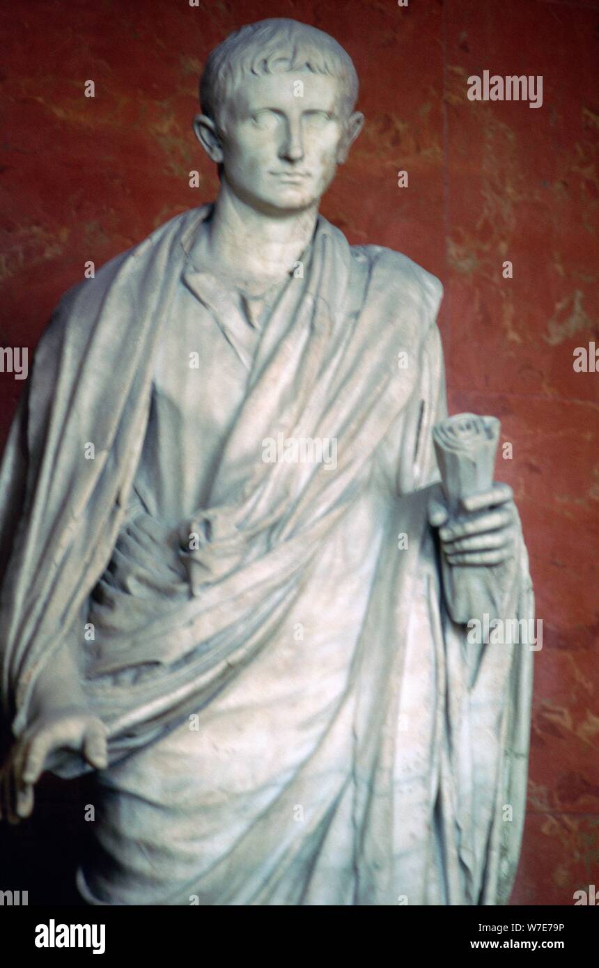 Augustus caesar louvre hi-res stock photography and images - Alamy