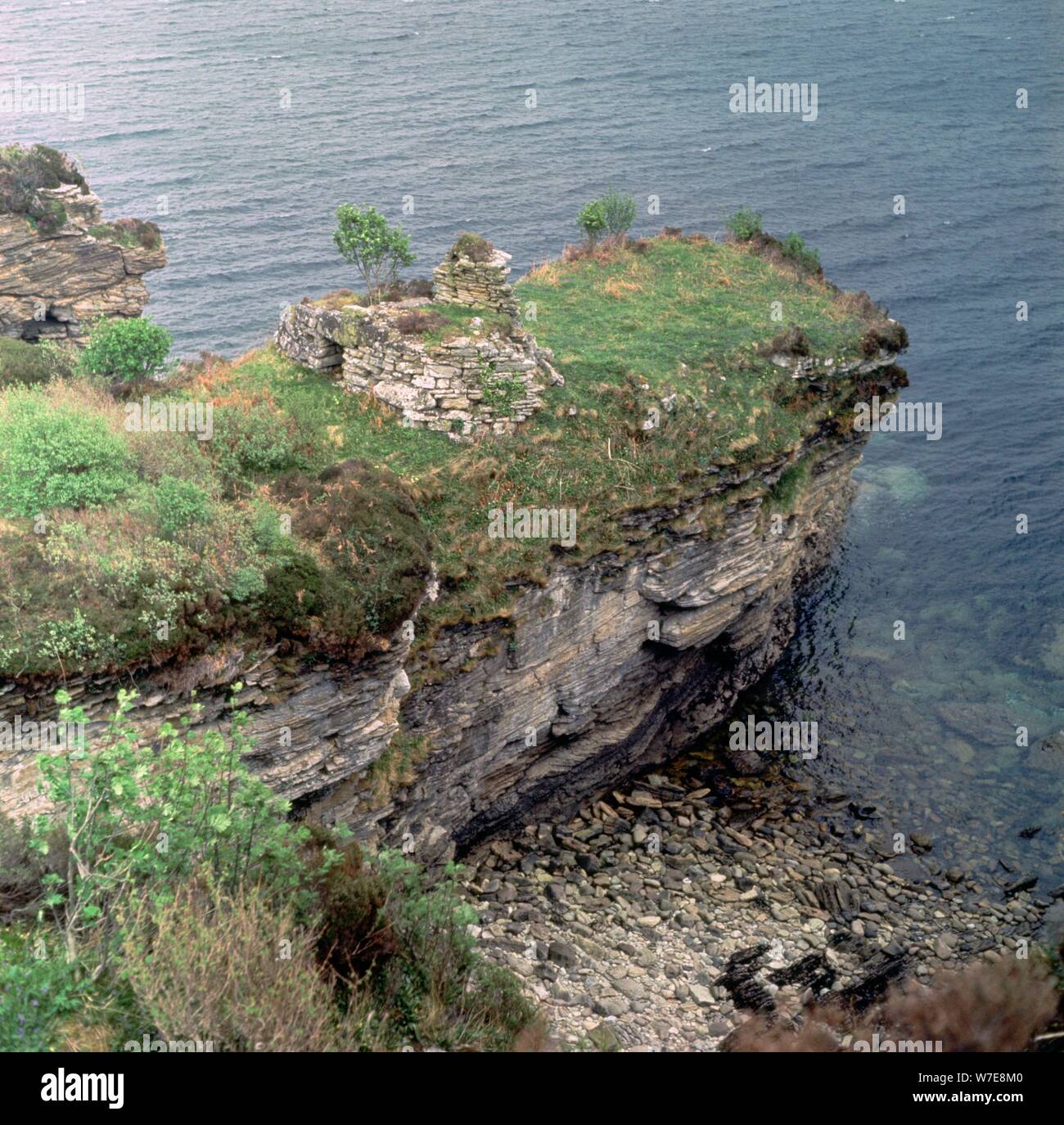 Dun Gruigaig, a promontory fort on the Isle of Skye. Artist: Unknown ...