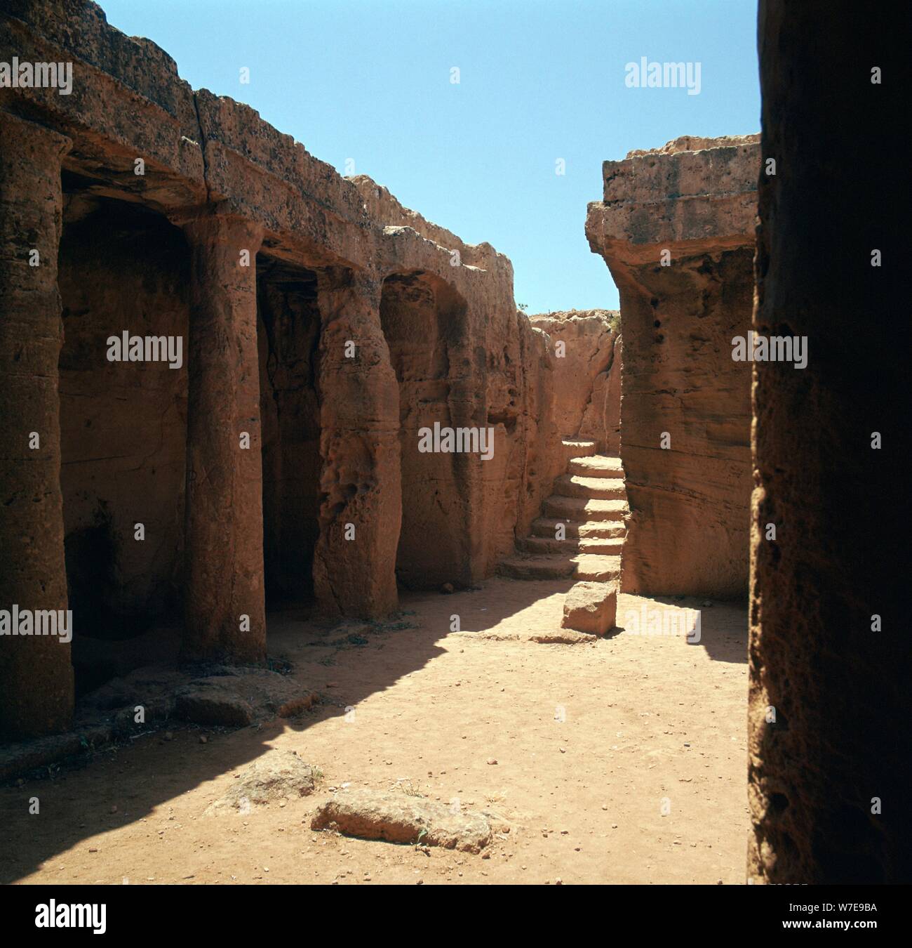 3rd century bc tomb hi-res stock photography and images - Alamy