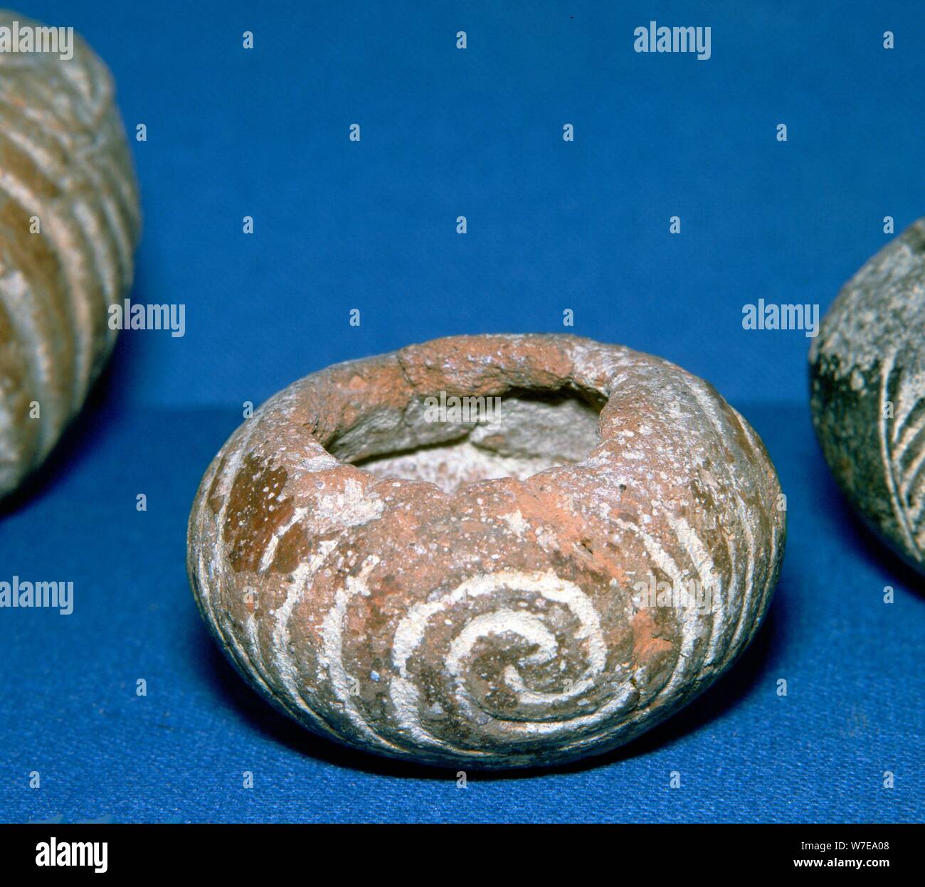 Cycladic pottery hi-res stock photography and images - Alamy