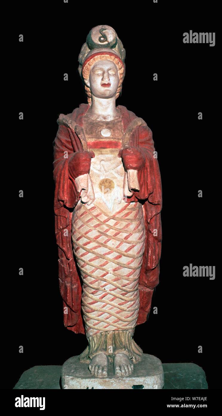 Isis women hi-res stock photography and images - Alamy