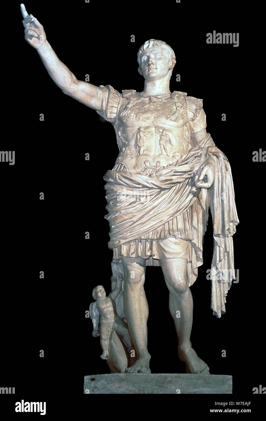 Statue of the emperor augustus hi-res stock photography and images - Alamy