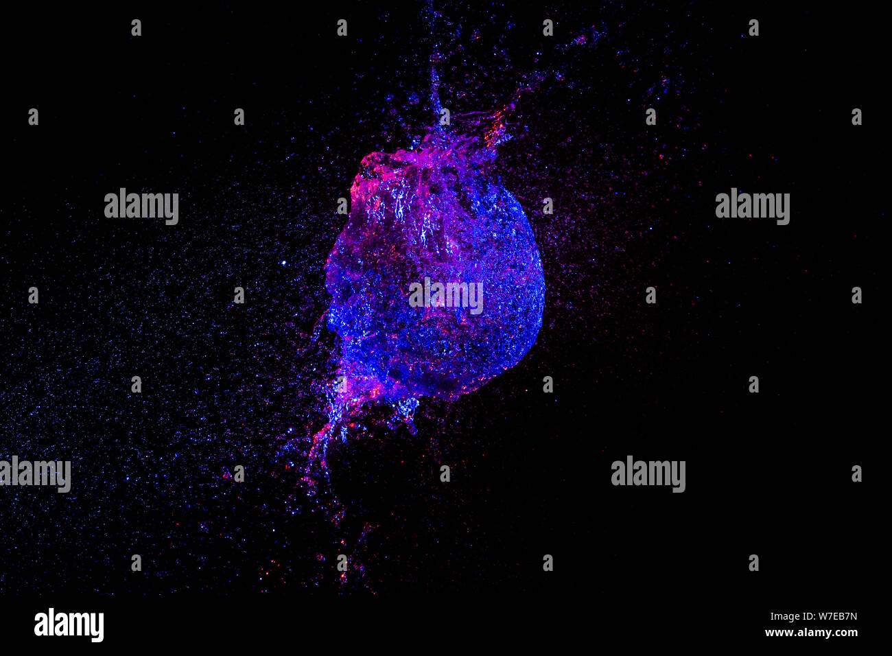 Water baloon burst hi-res stock photography and images - Alamy
