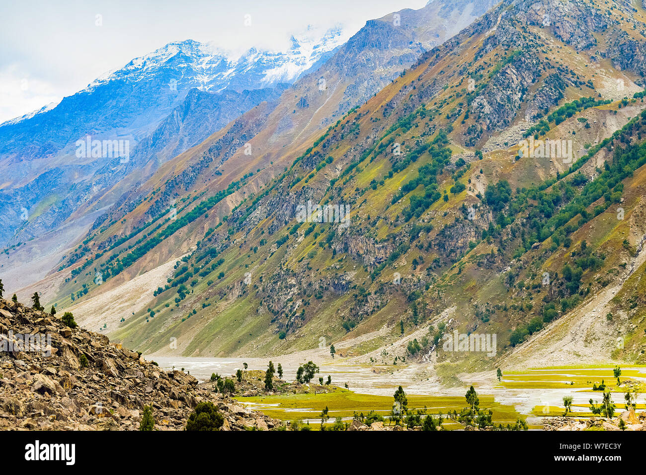 Northern areas of pakistan hi-res stock photography and images - Alamy