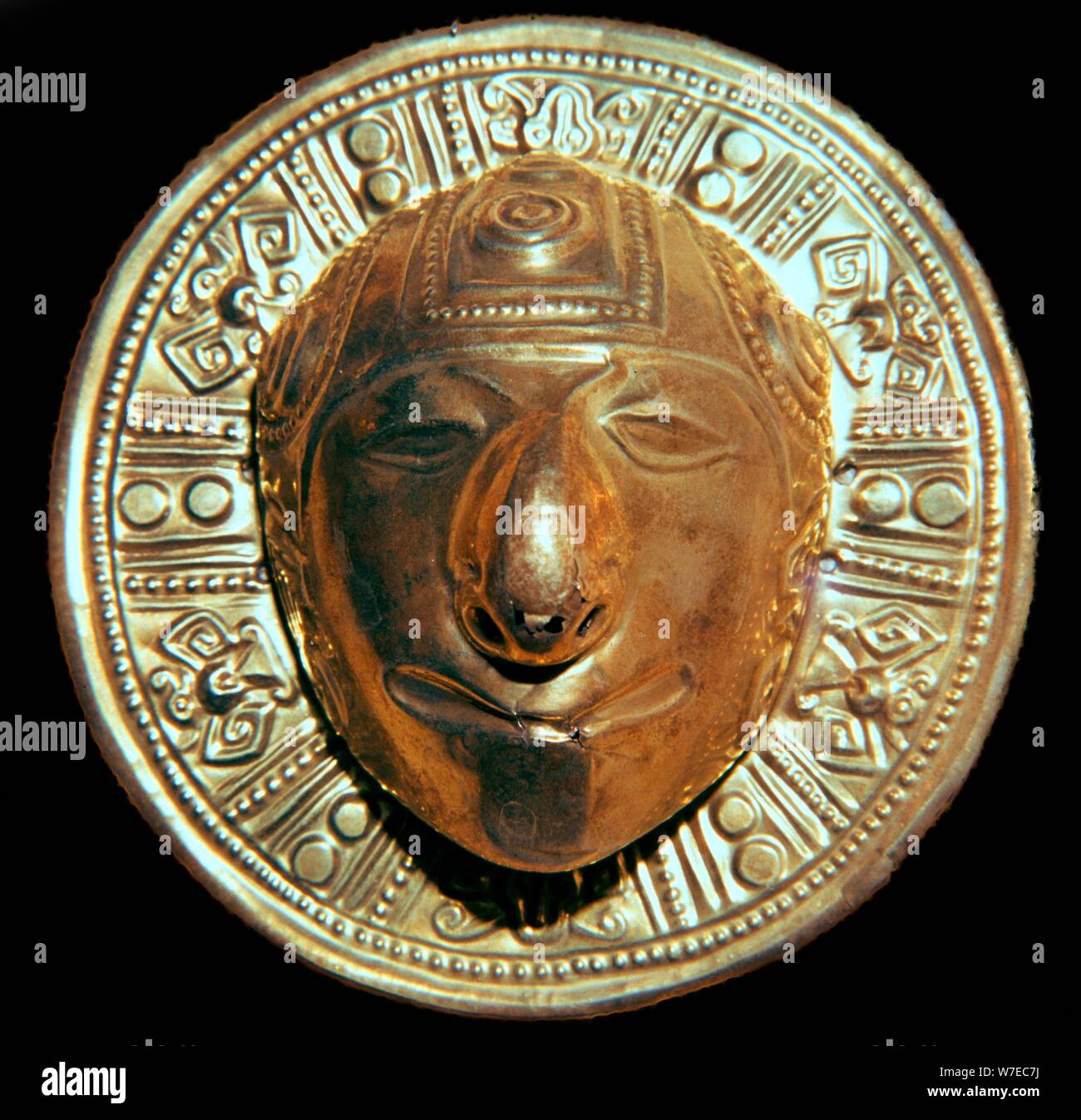 Pre columbian mask hi-res stock photography and images - Alamy