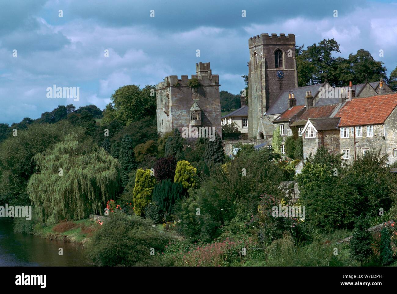 West tanfield hi-res stock photography and images - Alamy