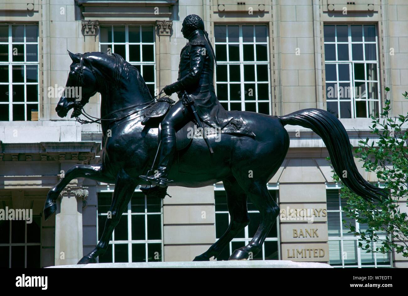 Statue of king george iii hi-res stock photography and images - Alamy