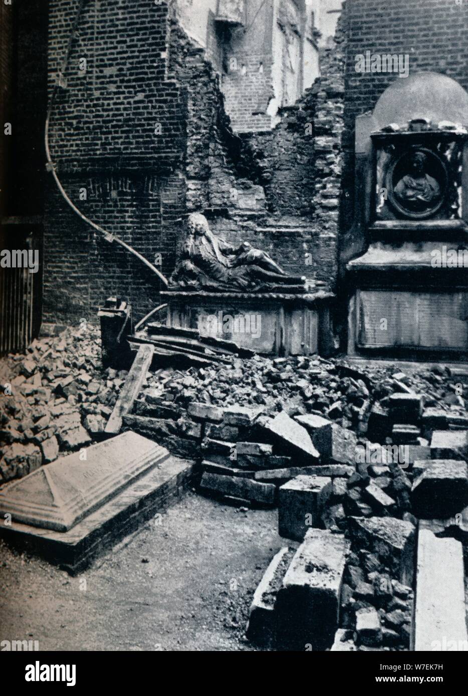 'Master's House: with tombstone in commemoration to Oliver Goldsmith ...