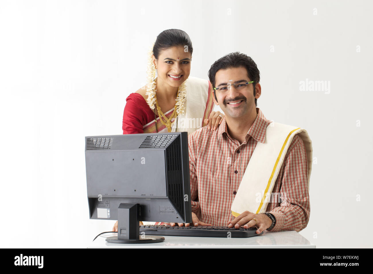 Using desktop pc hi-res stock photography and images - Alamy