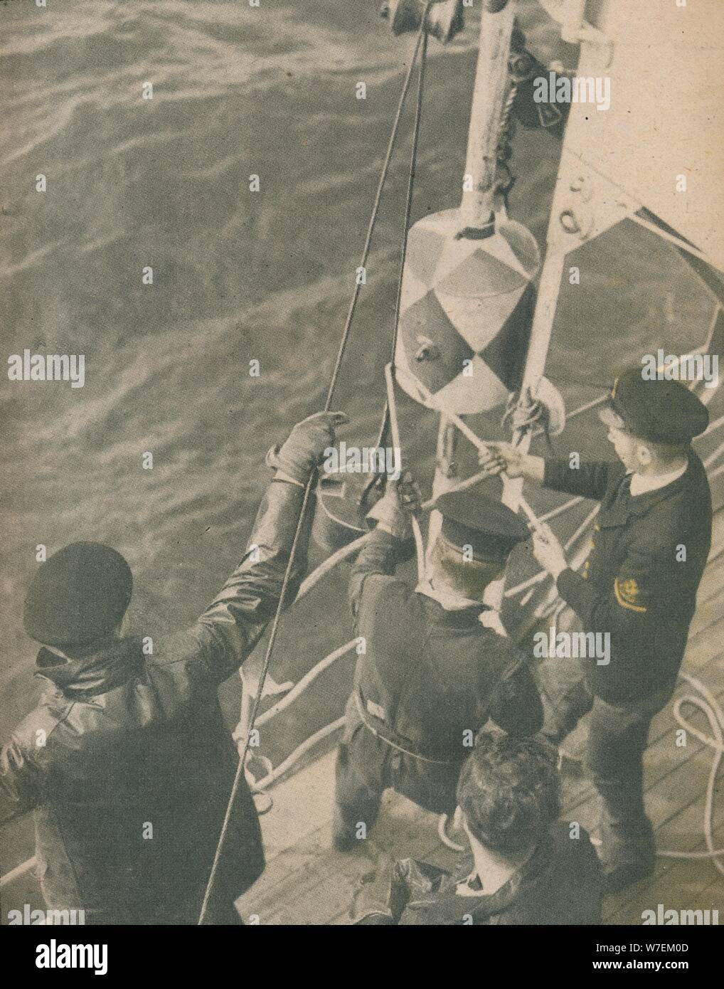 Wwii minesweeper hi-res stock photography and images - Alamy