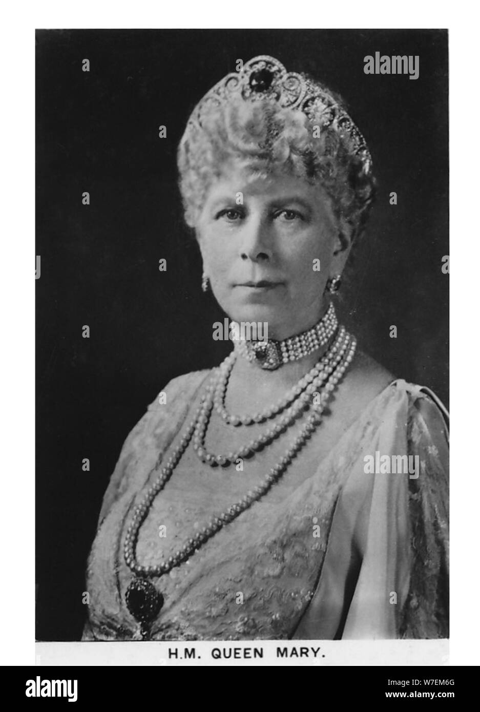 Queen mary of teck 1930s hi-res stock photography and images - Alamy