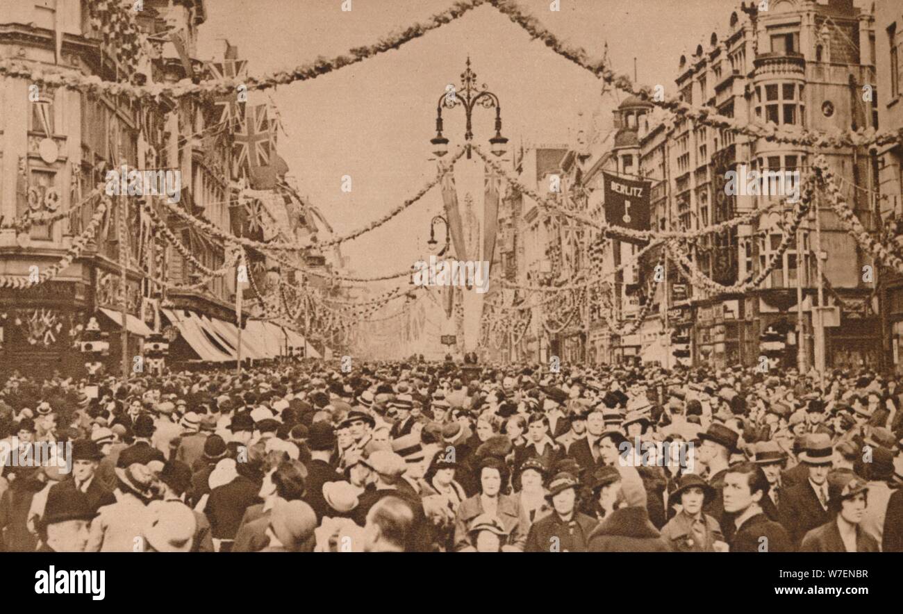 1935 british england hi-res stock photography and images - Alamy