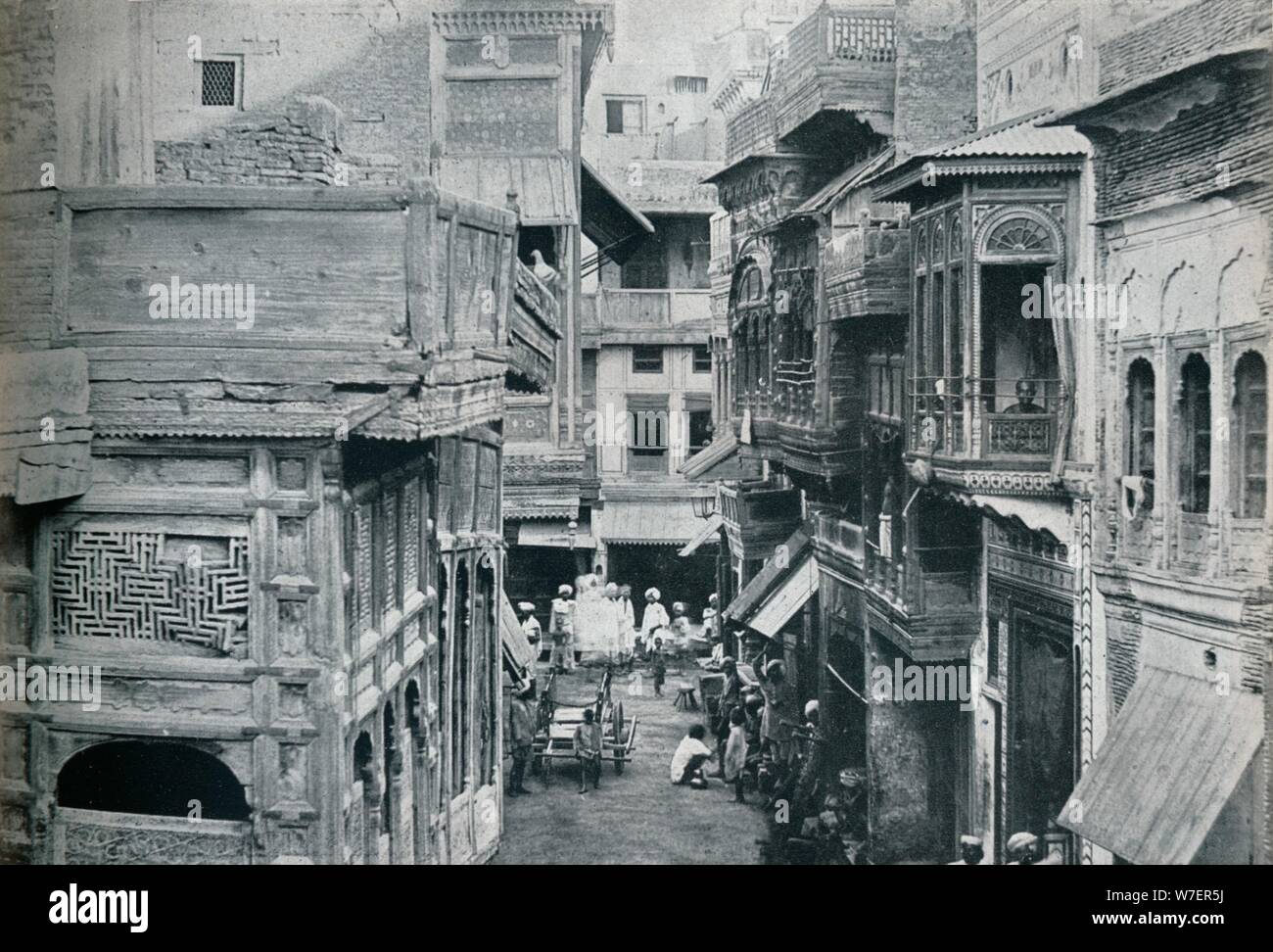 Lahore pakistan street hi-res stock photography and images - Alamy