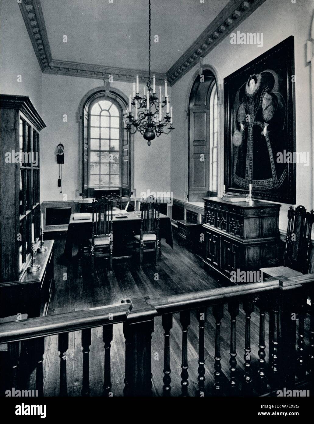 1930s office building hi-res stock photography and images - Alamy