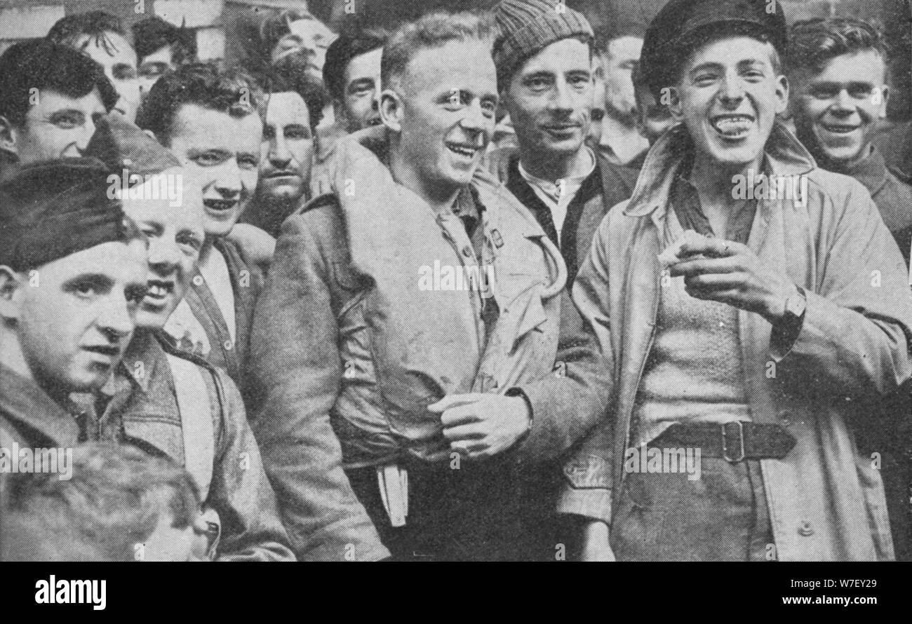 'Some of the survivors of the Arandora Star landing at a Scottish port ...