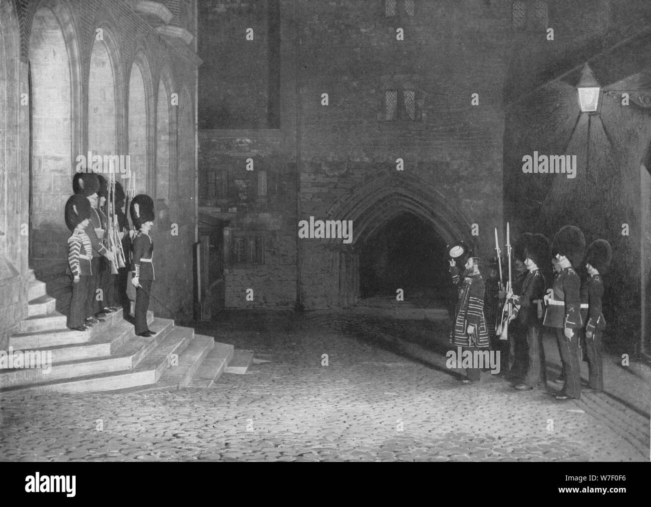 Tower of london king's keys hi-res stock photography and images - Alamy