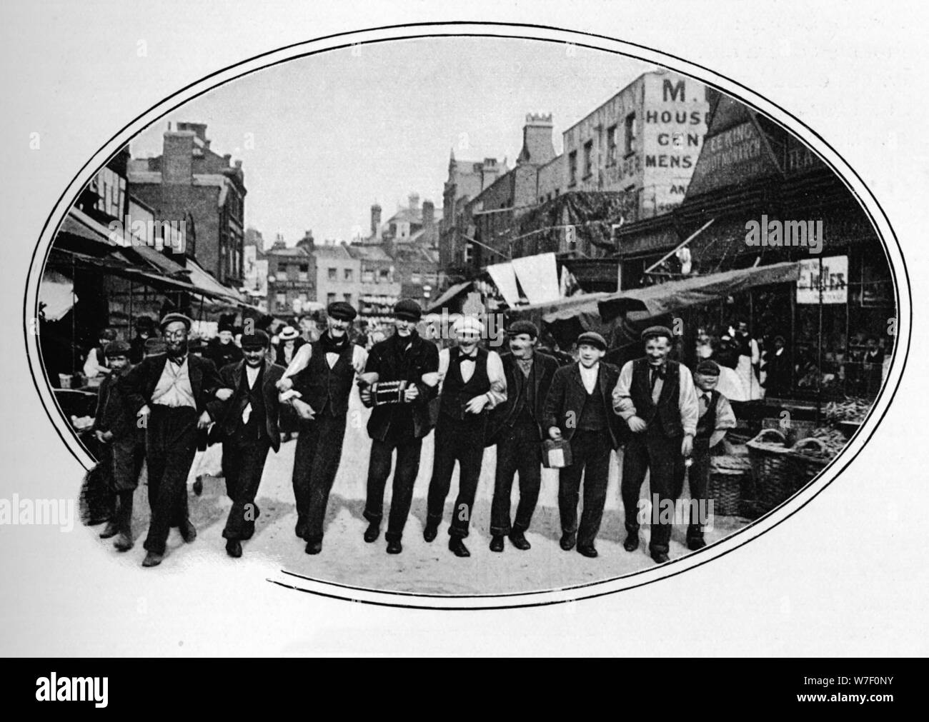 1900s london working class hi-res stock photography and images - Alamy