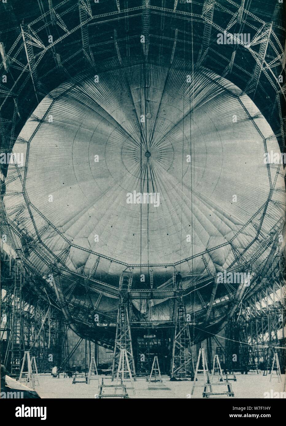 R101 interior hi-res stock photography and images - Alamy