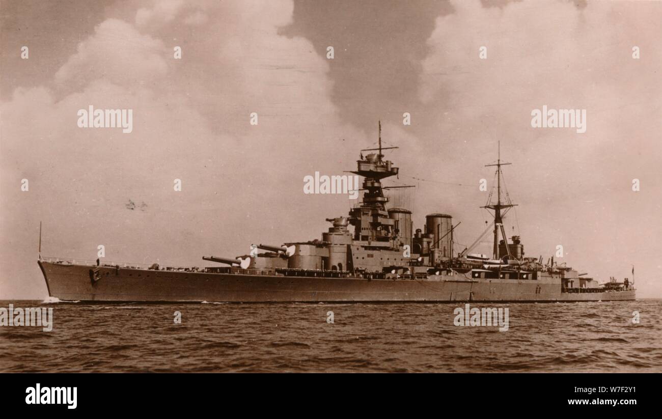 Hms hood ww2 hi-res stock photography and images - Alamy