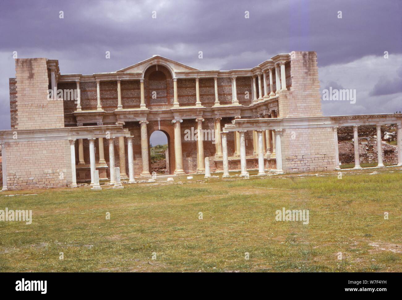 Roman gymnasium hi-res stock photography and images - Alamy