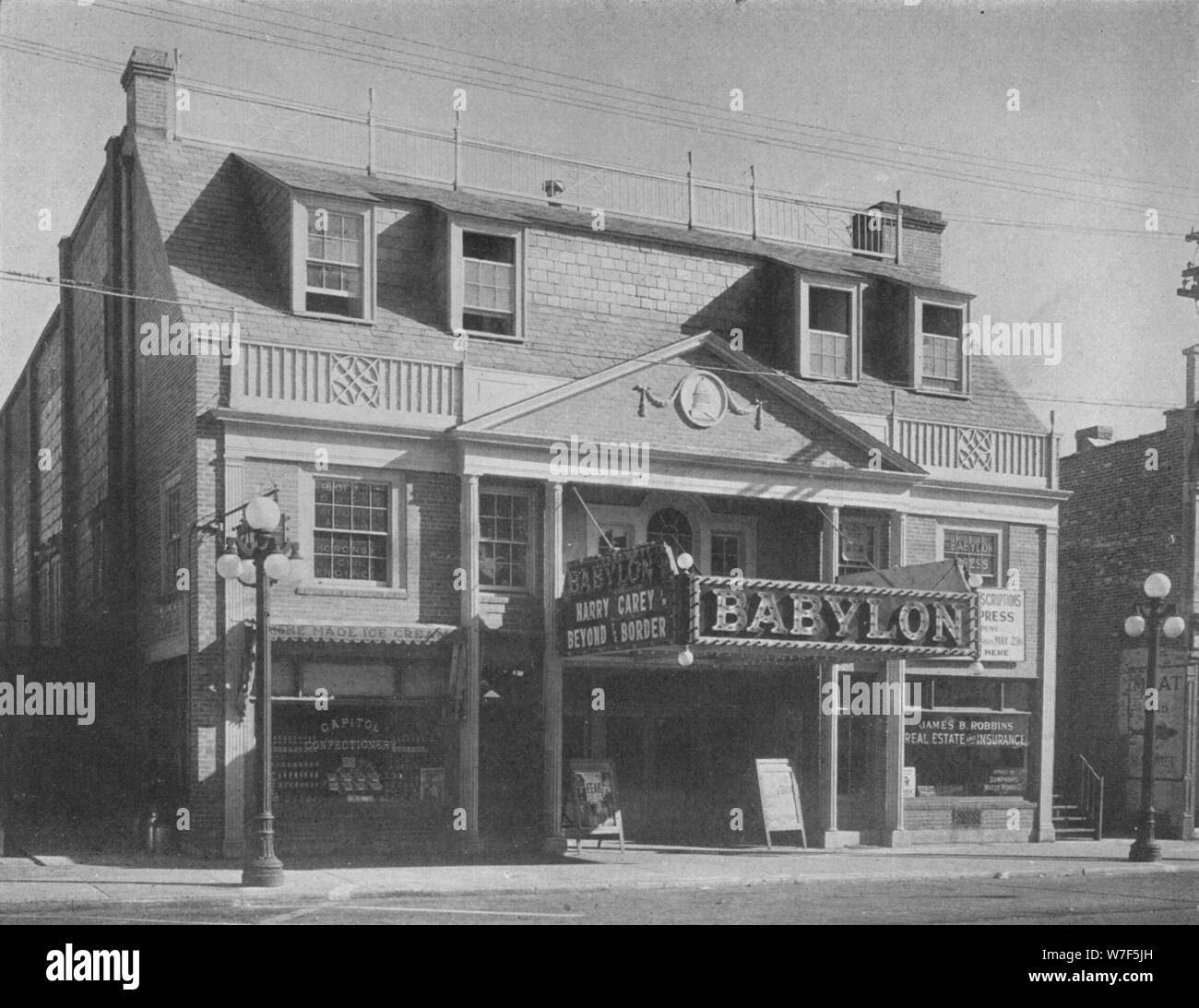 Babylon new york hi-res stock photography and images - Alamy