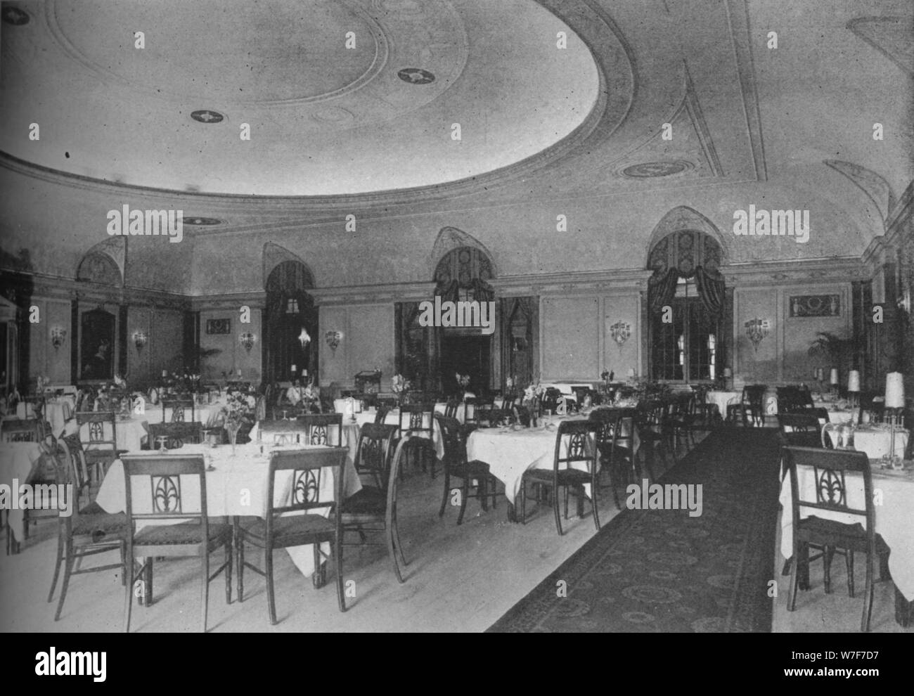 Directoire interior hi-res stock photography and images - Alamy