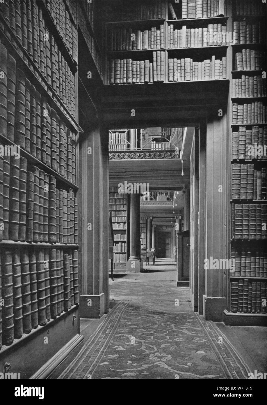 Britain authors Black and White Stock Photos & Images - Alamy