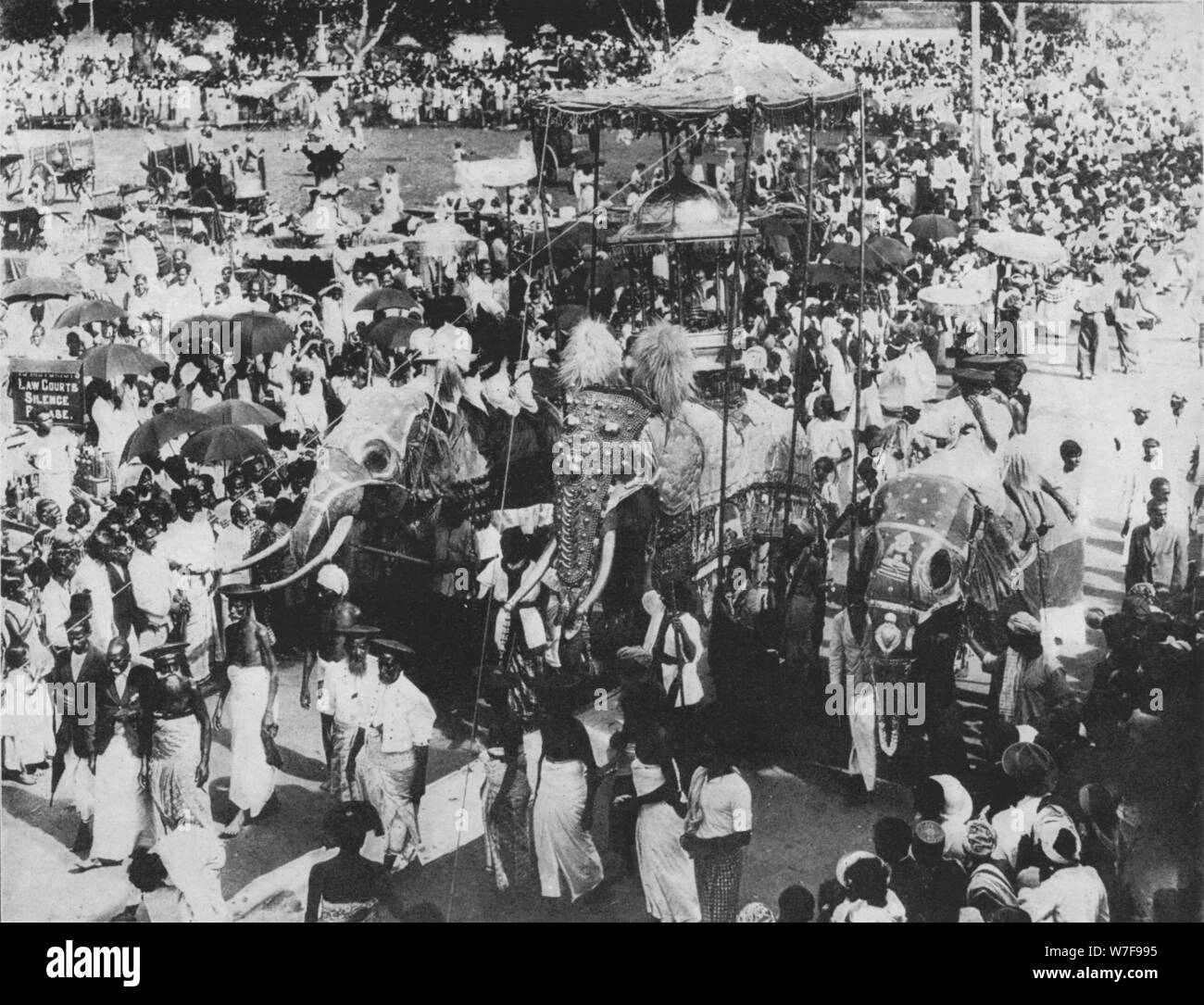 Perahera Black and White Stock Photos & Images - Alamy