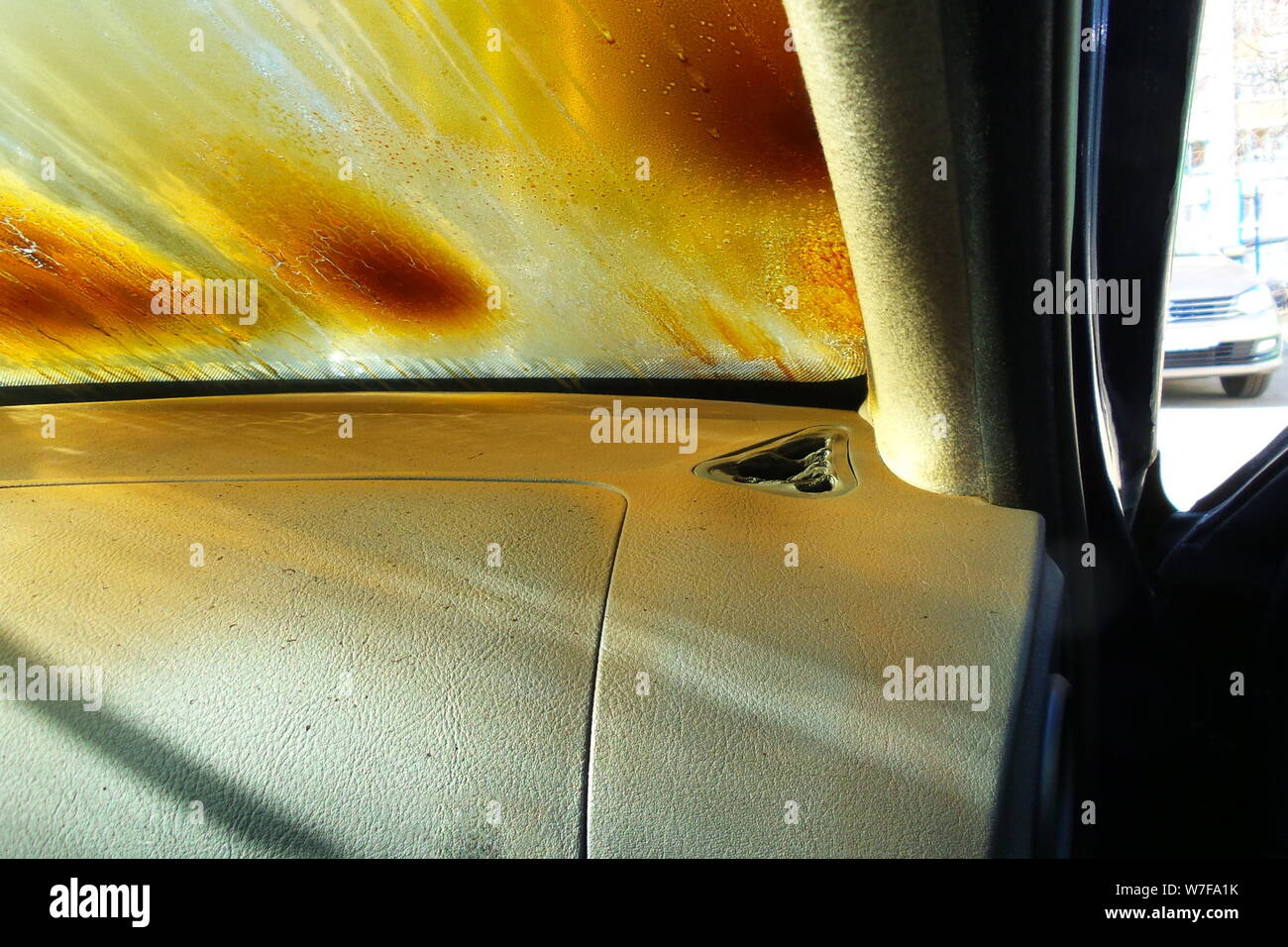 Auto fire hi-res stock photography and images - Alamy