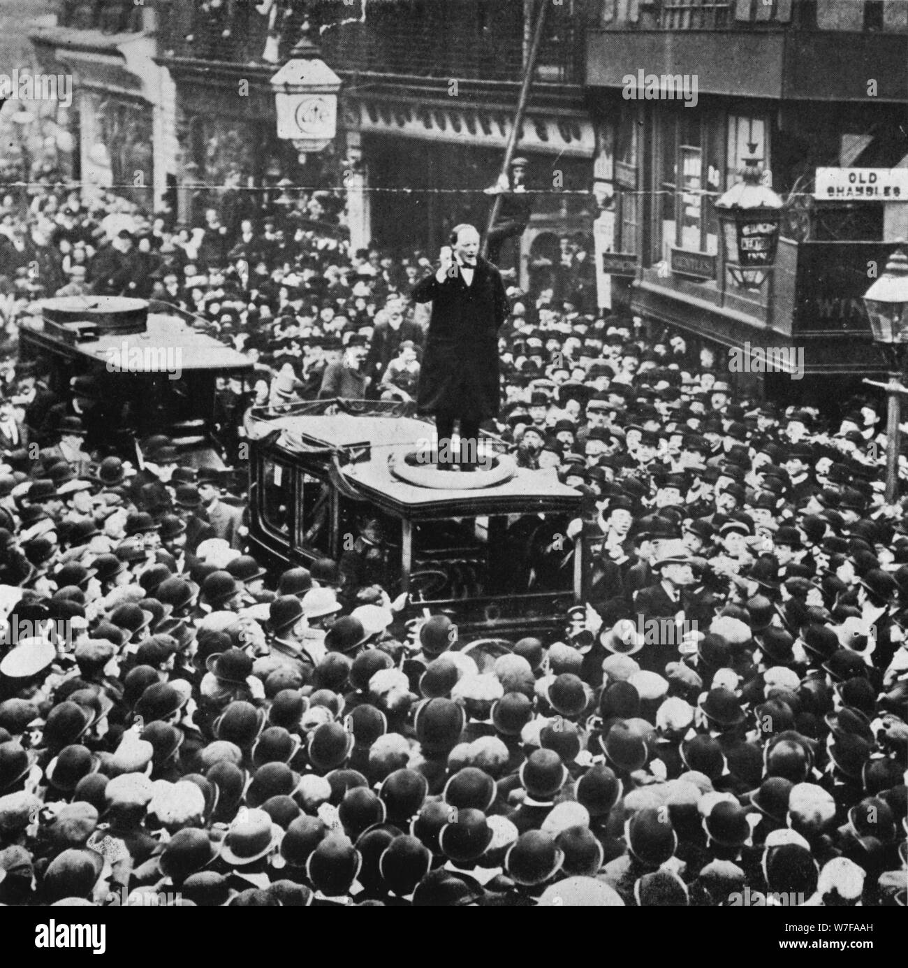 1945 general election hi-res stock photography and images - Alamy