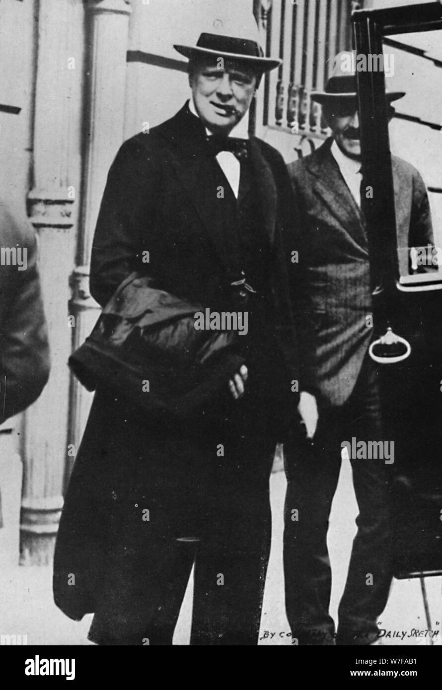 Portrait de winston churchill hi-res stock photography and images - Alamy