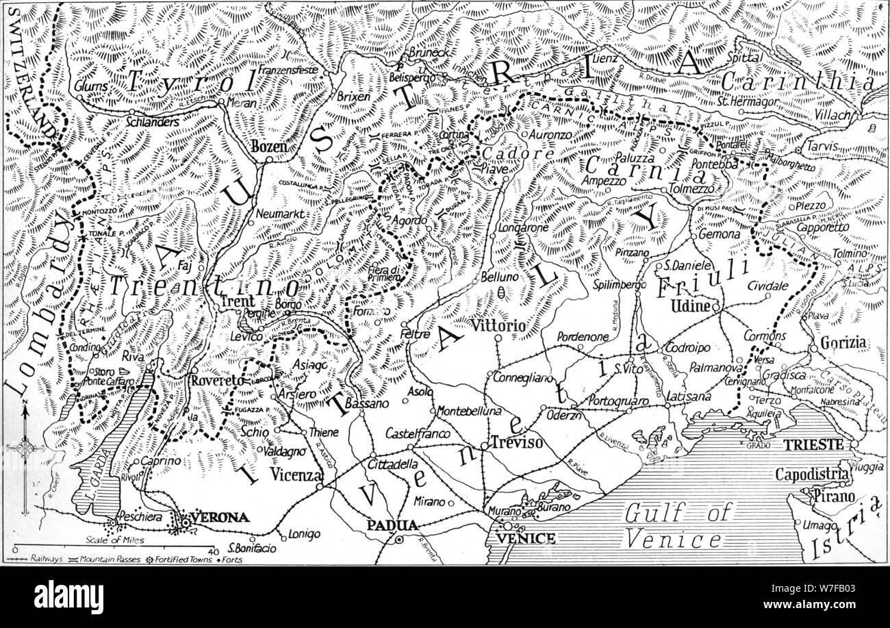 Italy map 20th century hi-res stock photography and images - Alamy