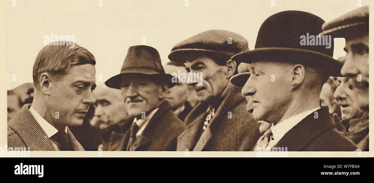 1930s group of men hi-res stock photography and images - Alamy