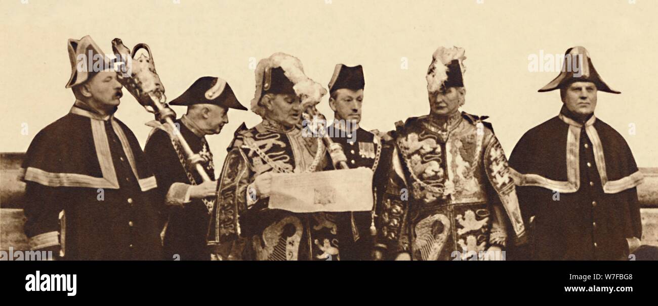 'Telling the City', 1937. Artist: Unknown Stock Photo - Alamy