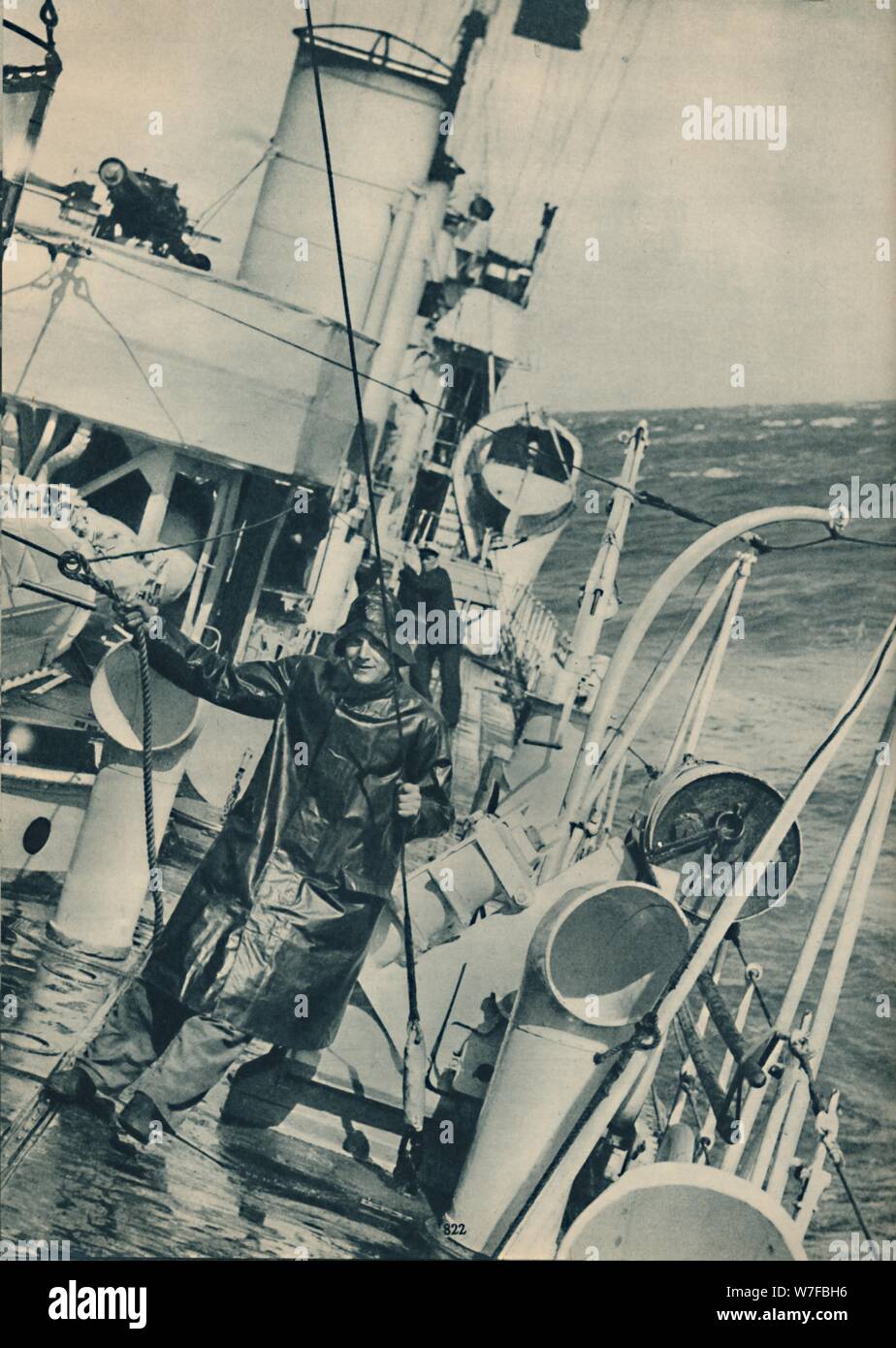 1930s destroyer hi-res stock photography and images - Alamy