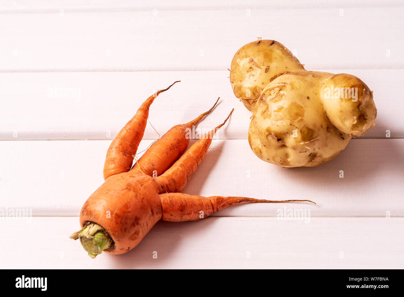 Curved potatoes hi-res stock photography and images - Alamy