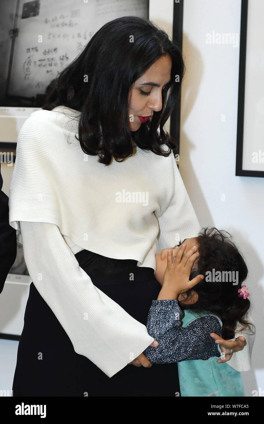 French photographer Anaistamo Martane, the wife of Chinese actor Liu Ye ...