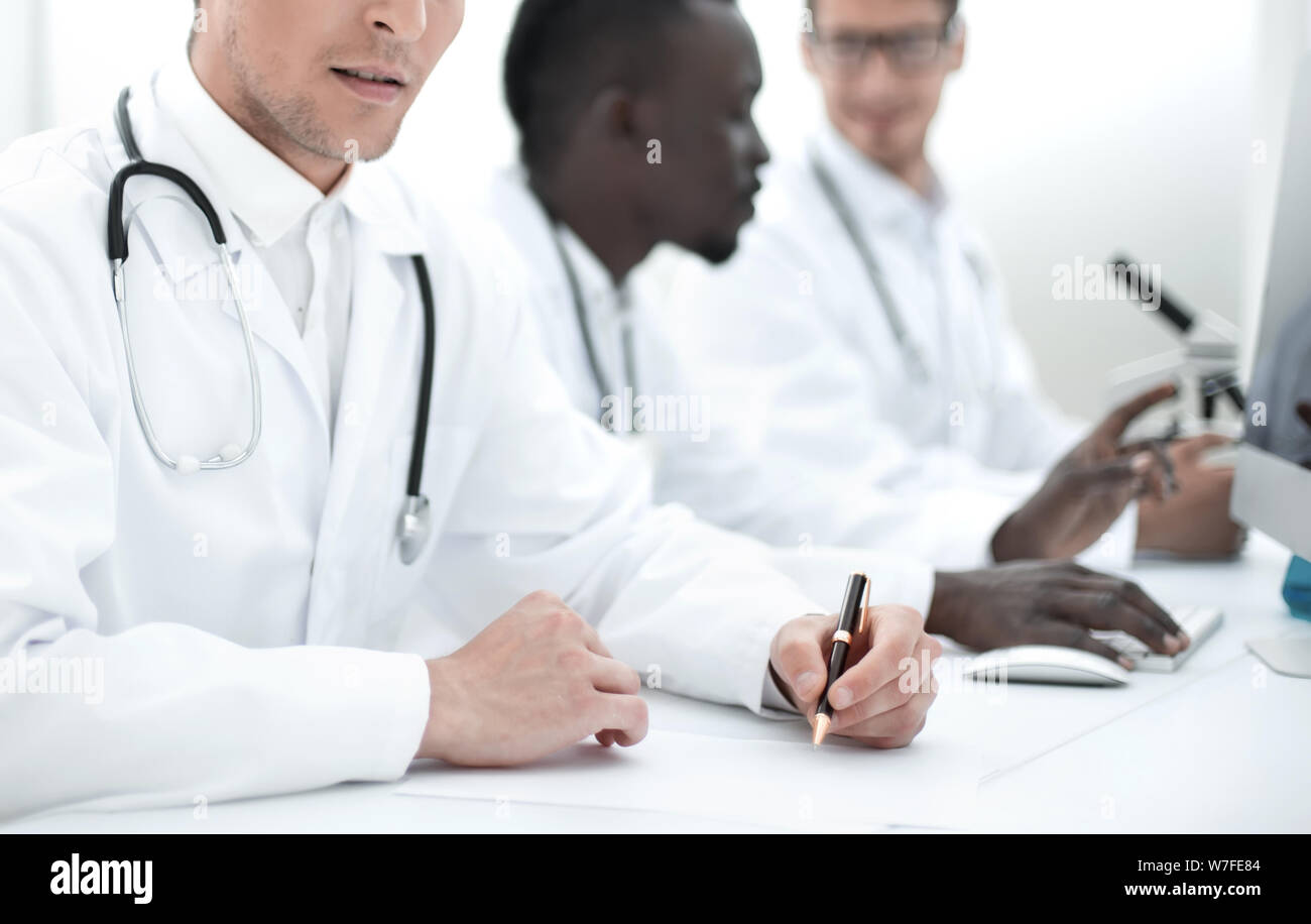 Laboratory with diverse people hi-res stock photography and images - Alamy