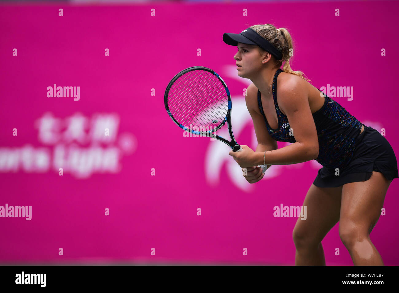 Jana fett hi-res stock photography and images - Alamy