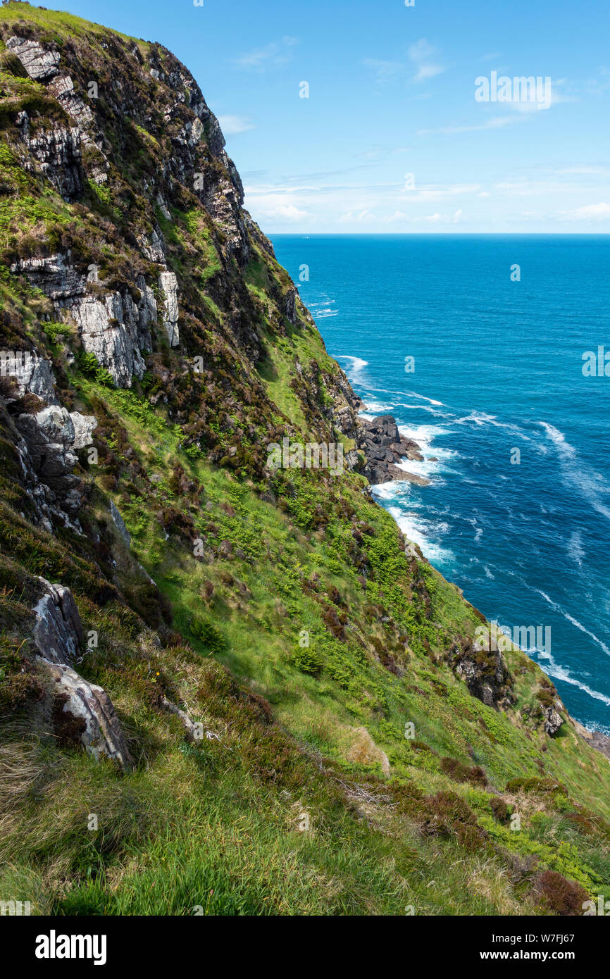Vertical sea hi-res stock photography and images - Alamy
